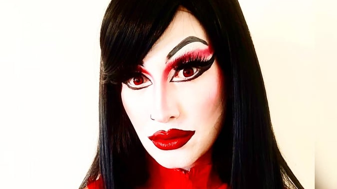 Aliss Love: La sorcière de Limoilou – En mode drag